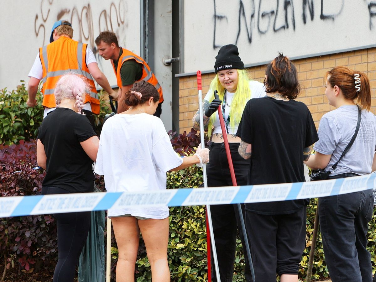 Tamworth Council leaders and MP condemn attacks on Holiday Inn Express ...