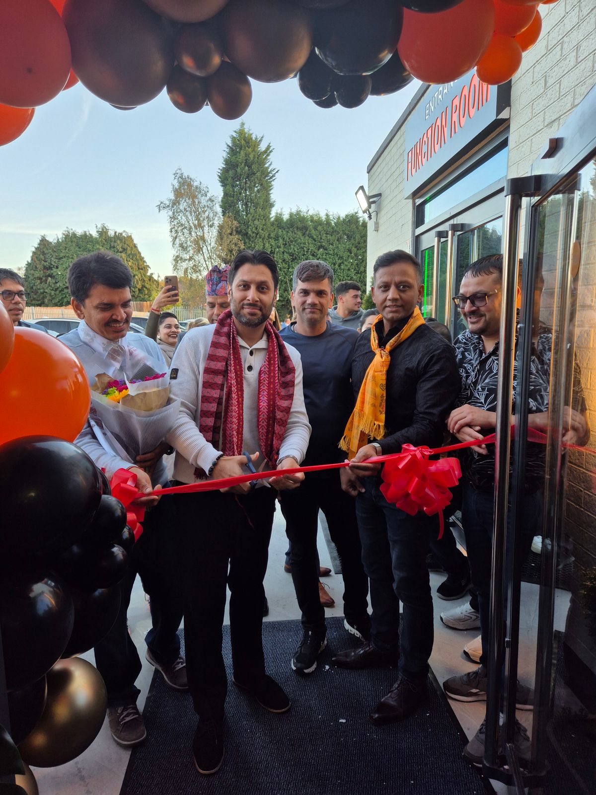 The Old Courthouse in Kingswinford re-opens as smokehouse bar and grill | Express & Star