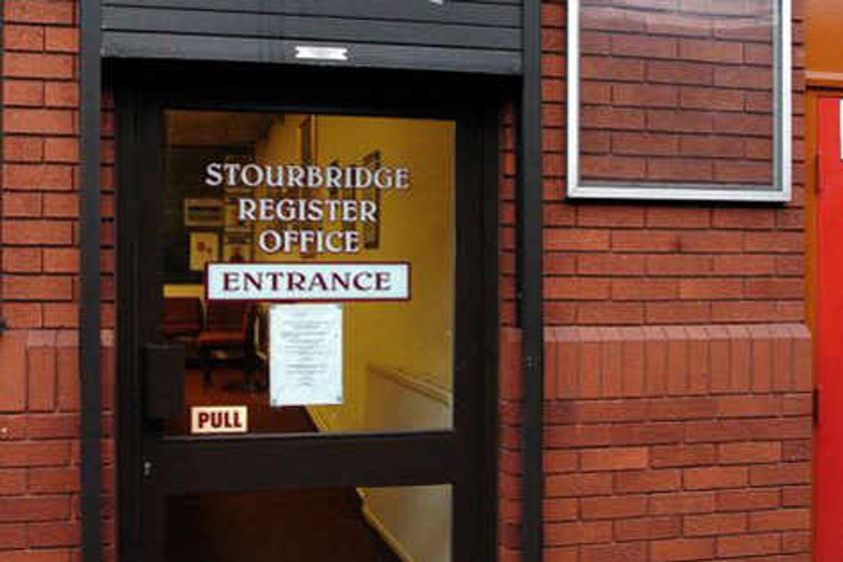 Stourbridge's register office to close | Express & Star