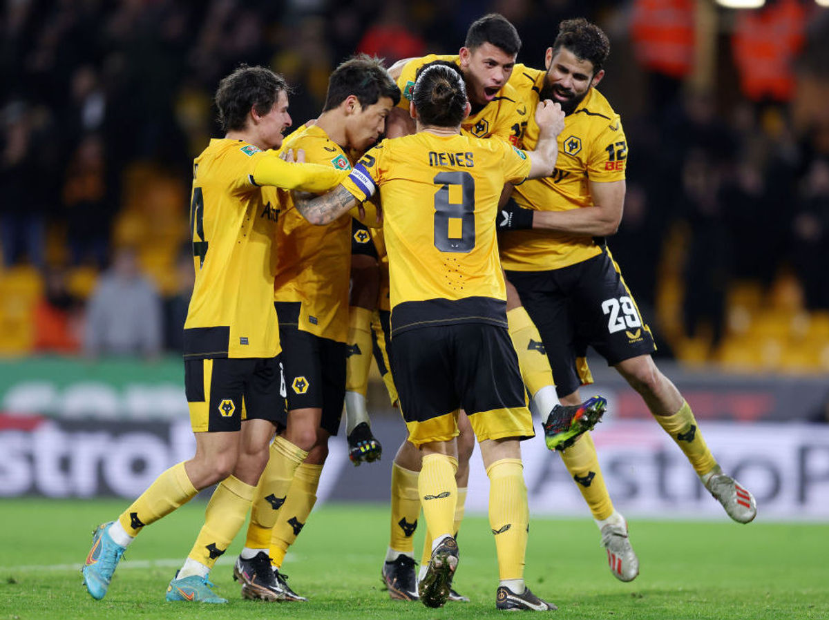 Carabao Cup: Wolves 2 Gillingham 0 - Report | Express & Star