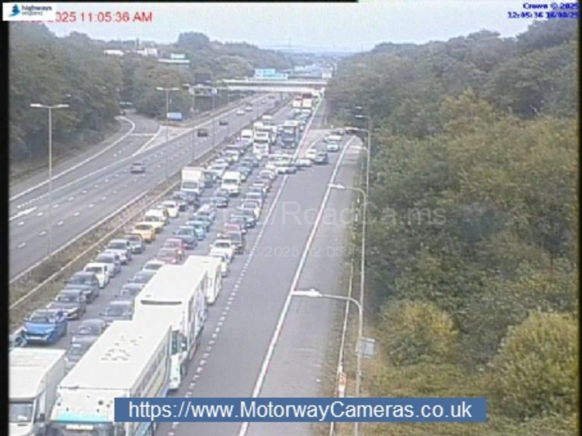 Southbound M6 open again after multi-vehicle crash near Junction 10 | Shropshire Star