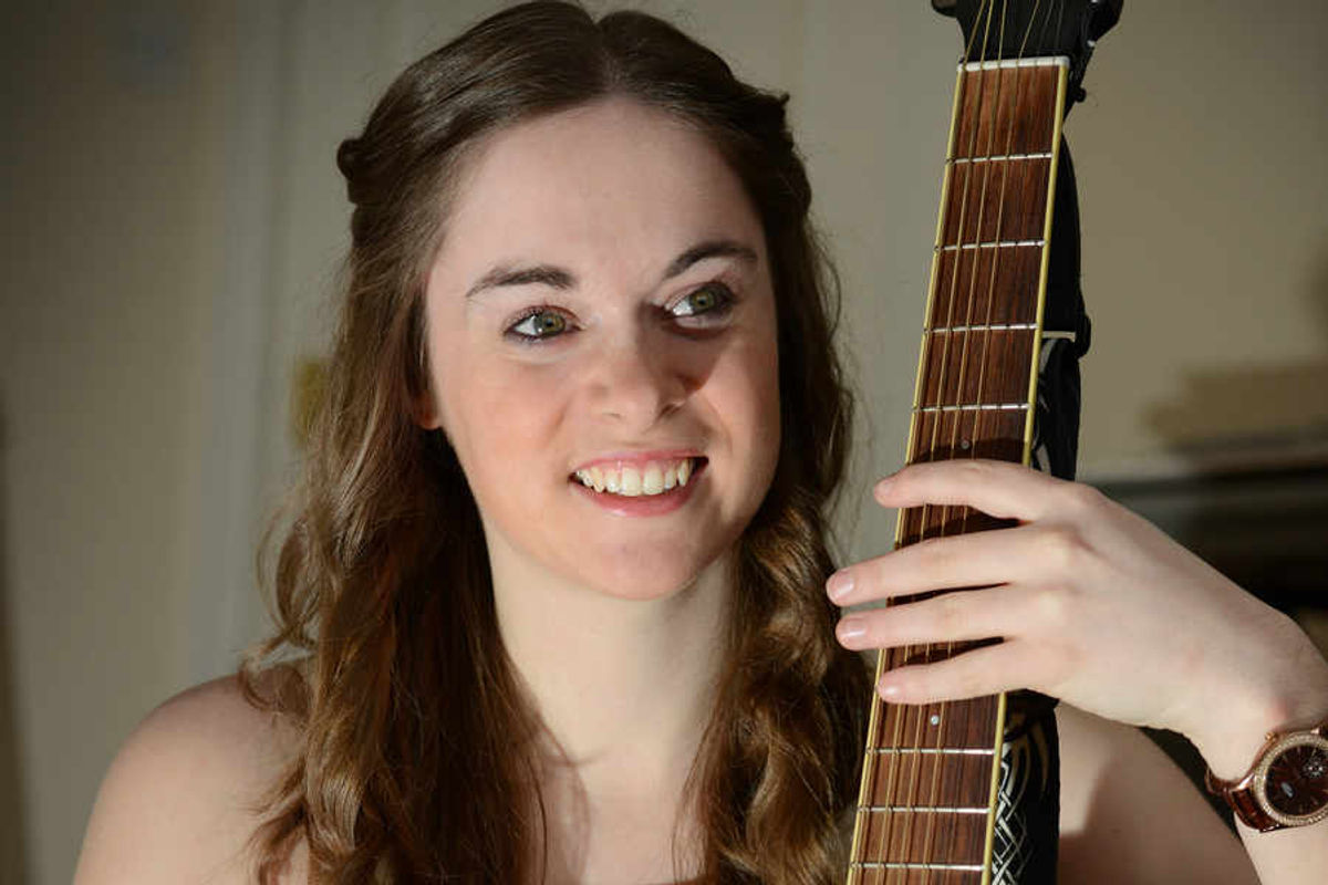 Wolverhampton singer to perform at London country festival | Express & Star