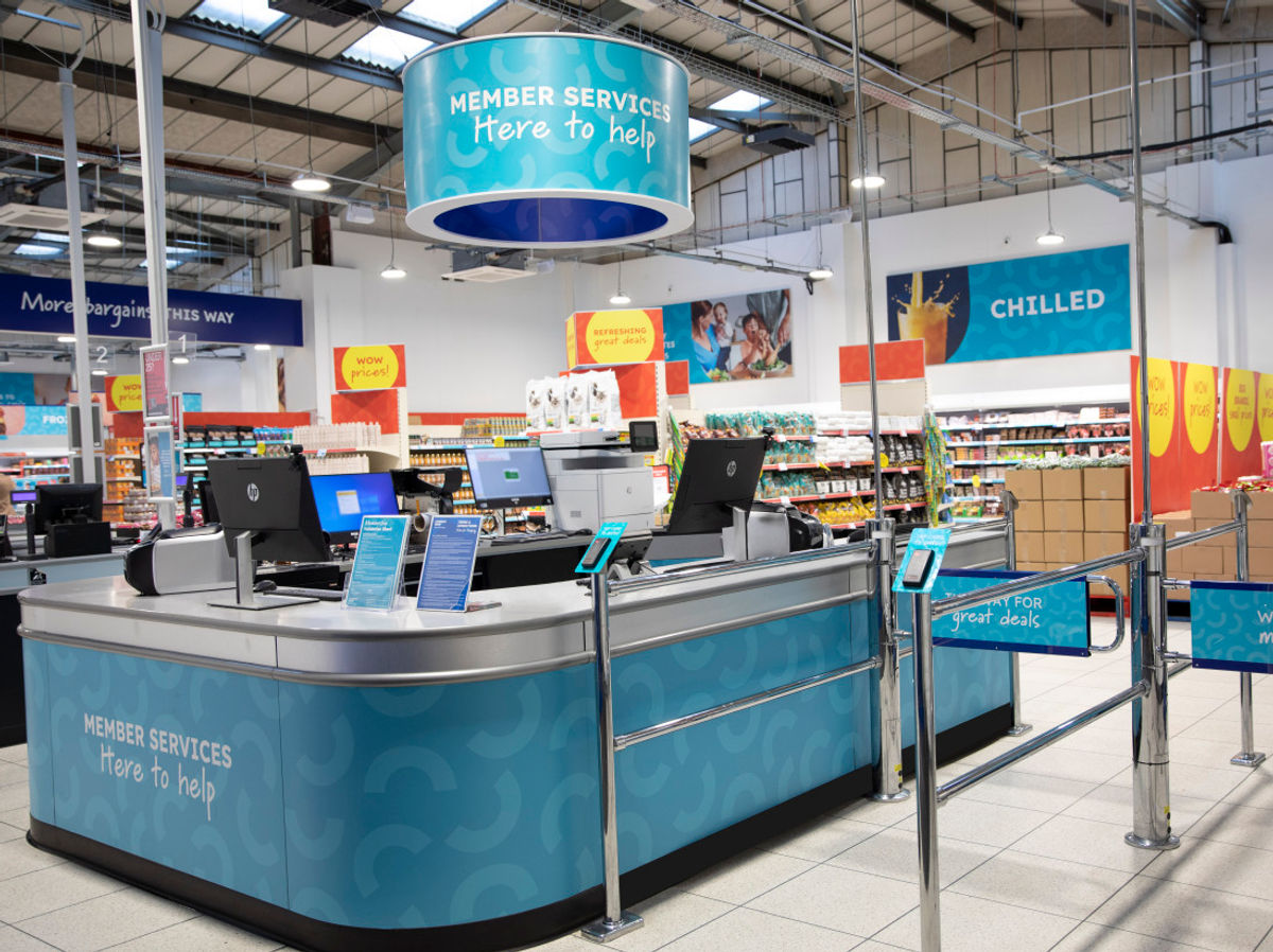 Shoppers save £5.6 million at Dudley discount store in a year | Express ...