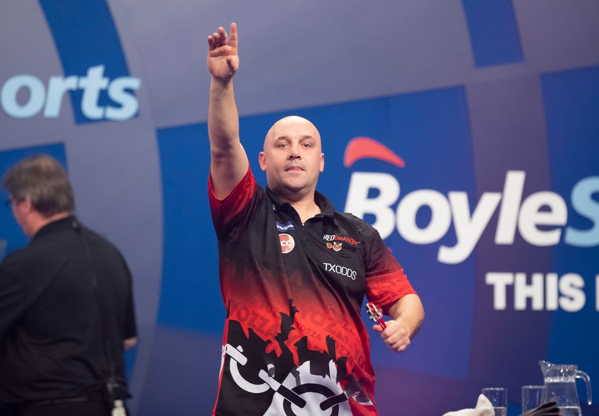 Yozza faces Rob Cross for place in the last 16 | Express & Star