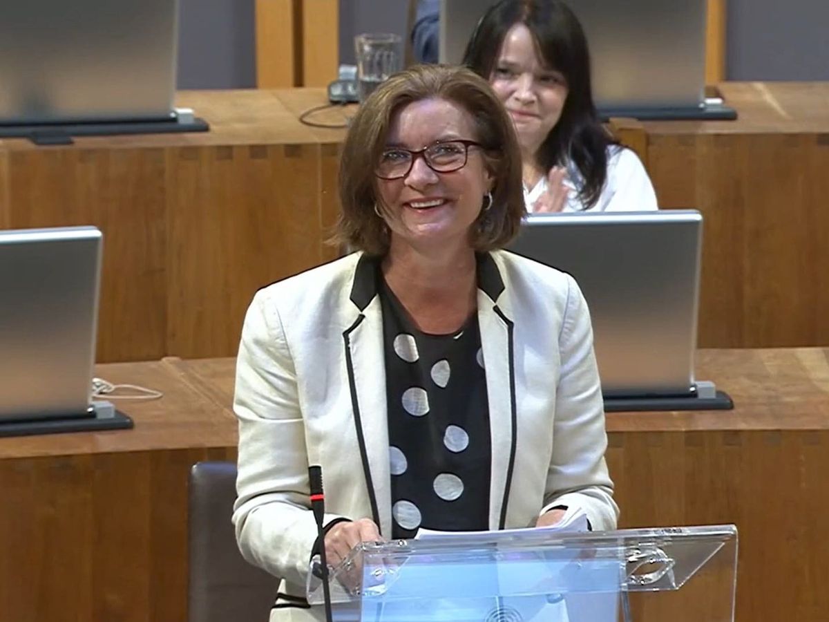 Eluned Morgan sworn in as First Minister of Wales | Express & Star