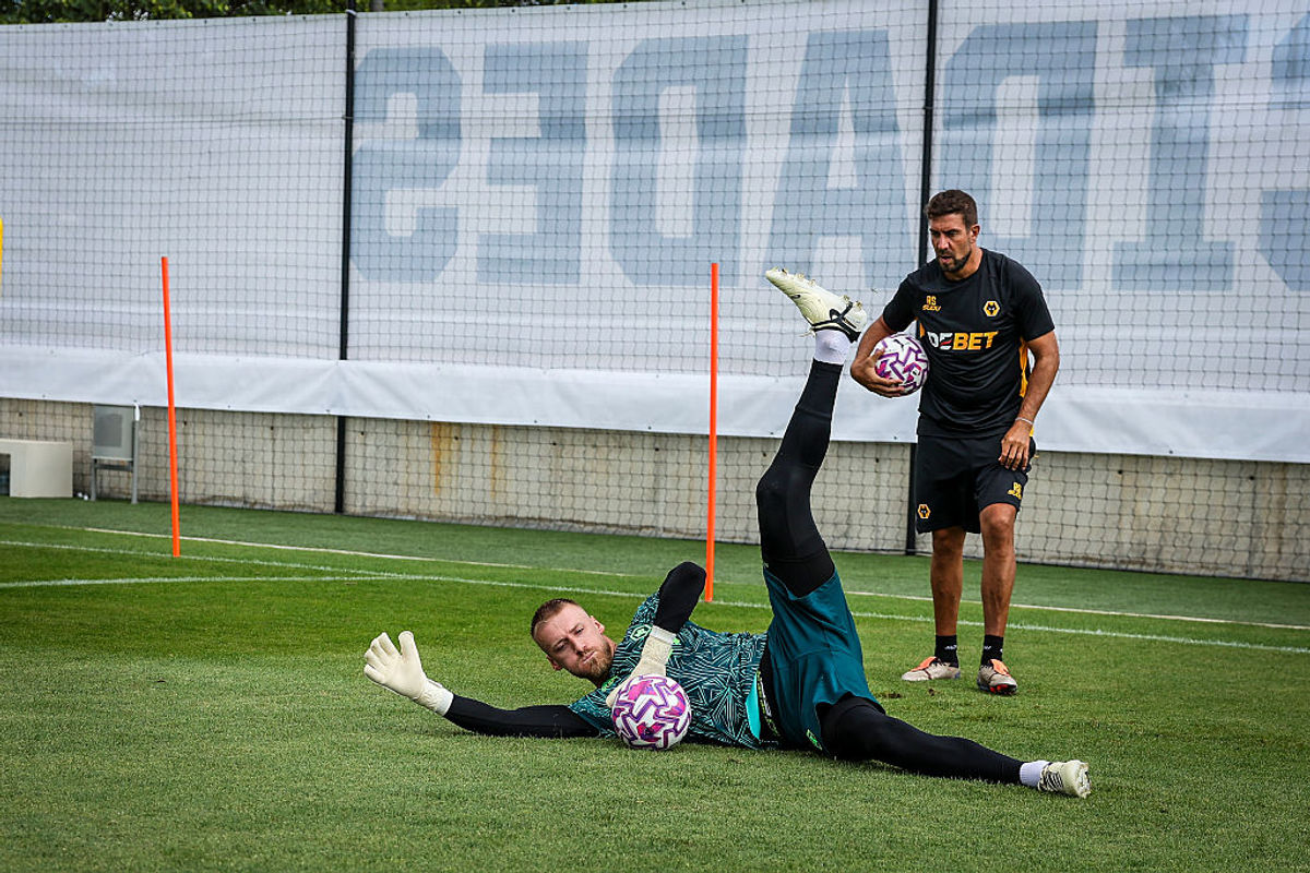 Dan Bentley interview: Being the 'fine master' at Wolves, leading ...