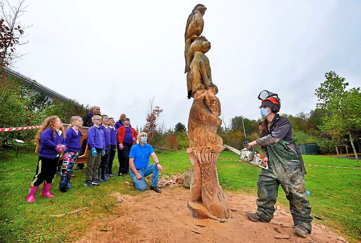 New sculpture embodies Hednesford Park’s history | Express & Star