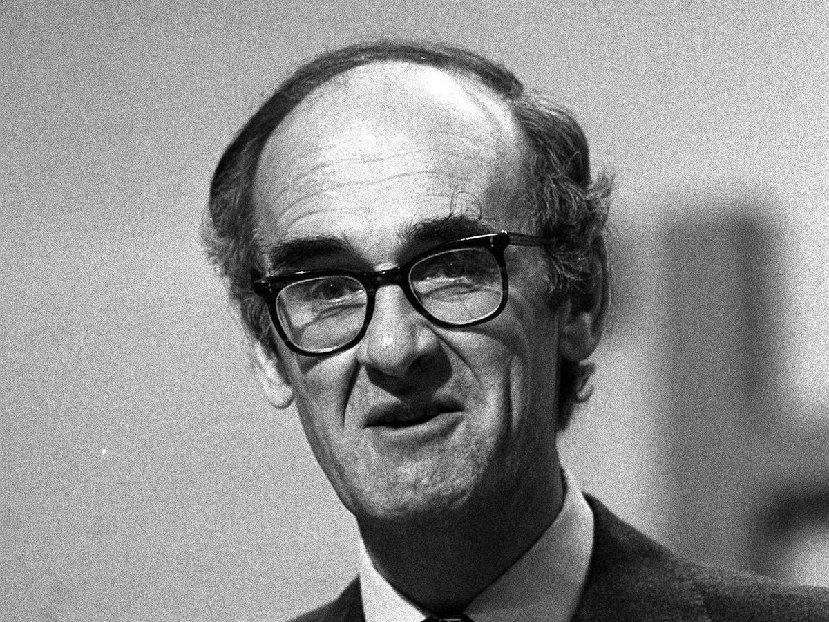 Sir John Nott, defence secretary during Falklands War, dies aged 92 ...