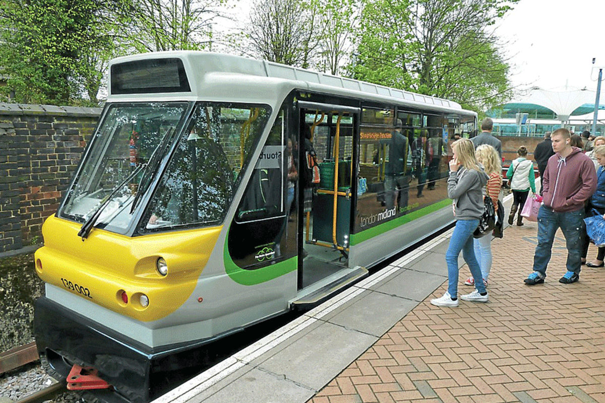 Stourbridge Shuttle tipped as future of rail travel | Express & Star