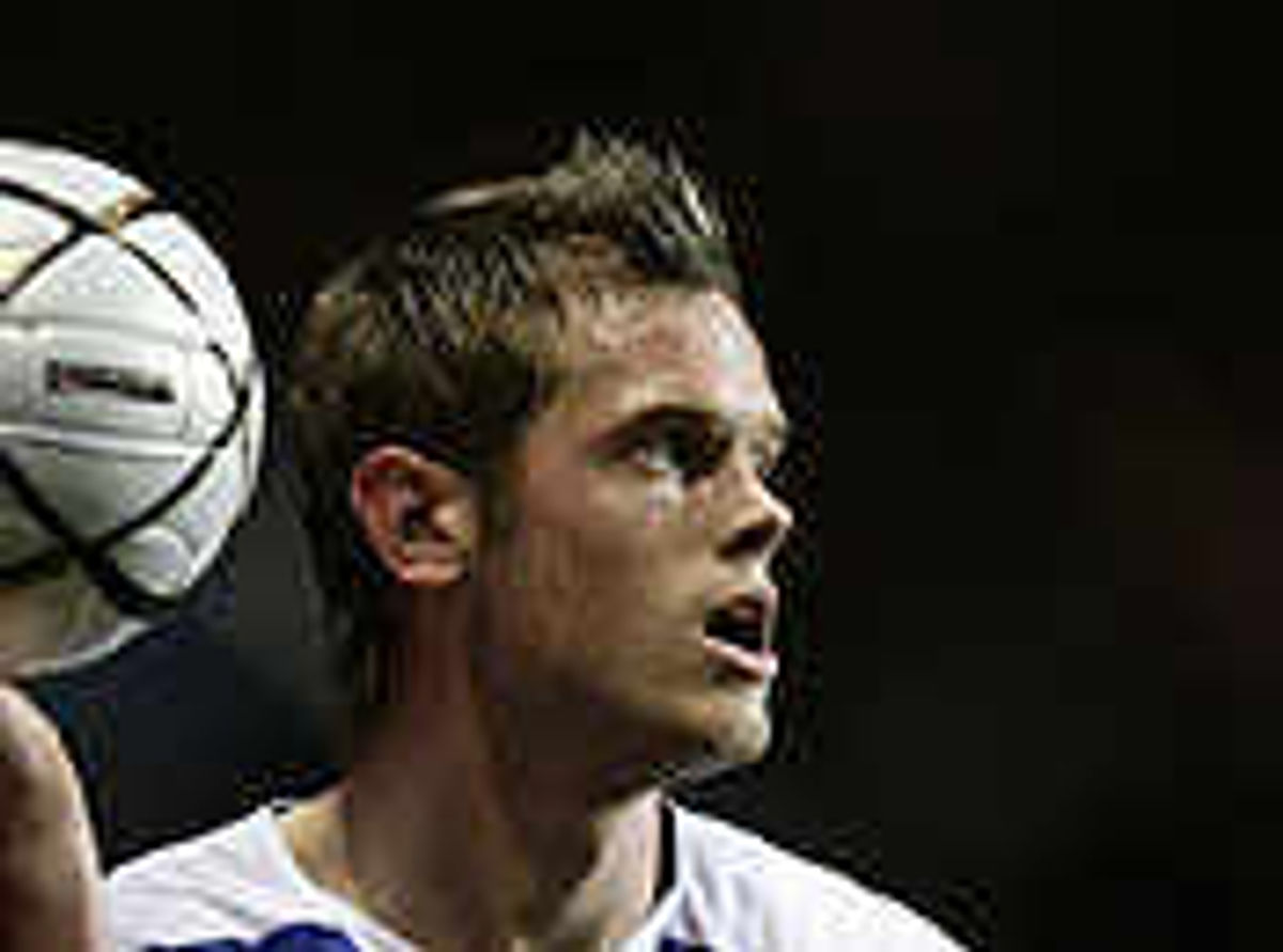 Wolves sign centre back | Express & Star