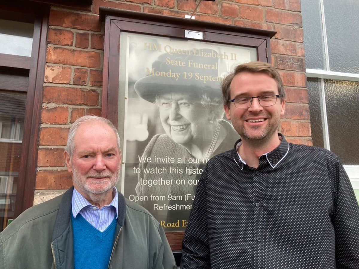 'Absolutely beautiful': People gather at Oswestry church to watch the ...