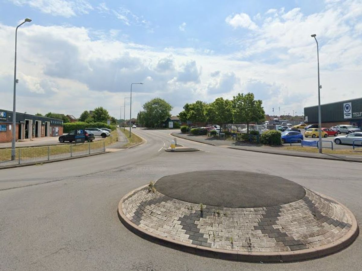 Telford road to close for manhole repairs | Shropshire Star