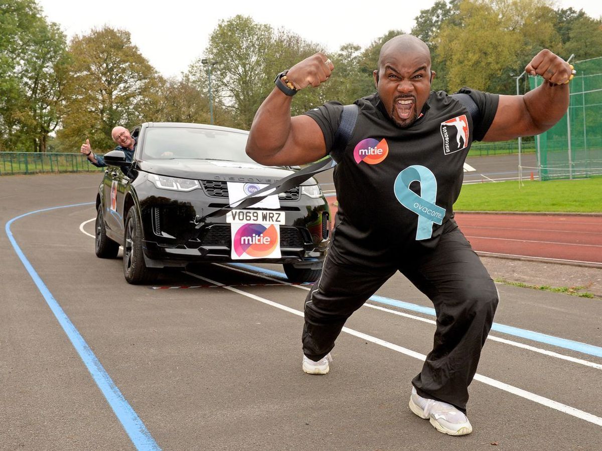 Strongman attempting to break car pulling world record - and you could ...