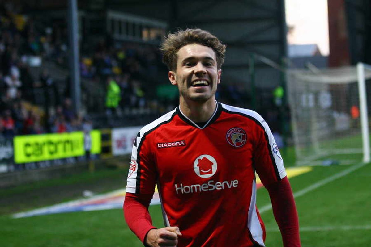 Tom Bradshaw faces fitness race for Notts County | Express & Star