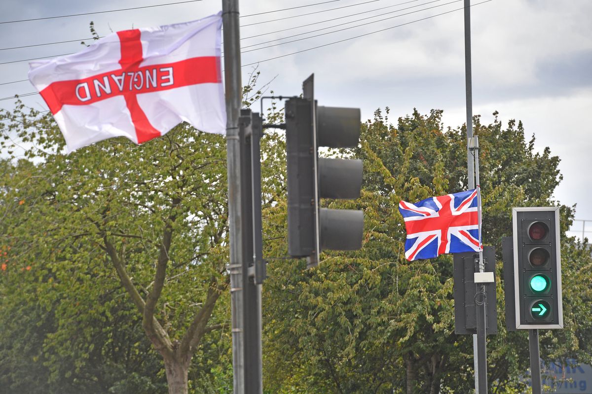 Council should fly flag for 'true British values' not 'hate' says Green ...