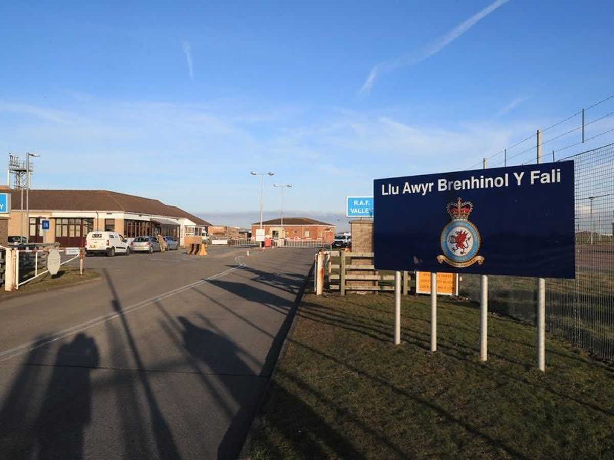 Pilot breaches lockdown and flies to Anglesey RAF base 'to go to beach ...