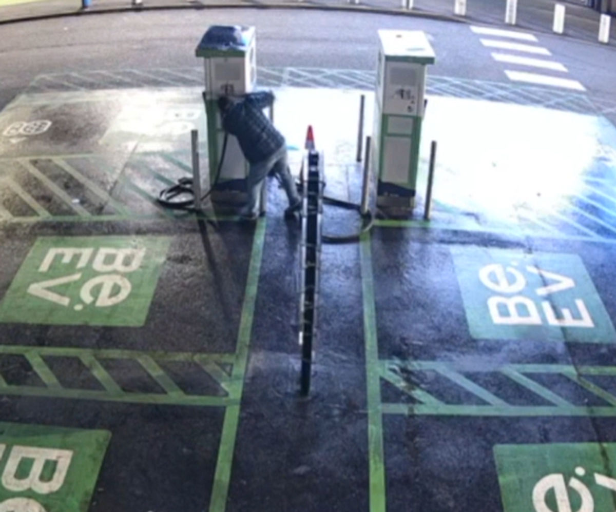 Brazen thief 'risks serious harm' sawing cables at electric vehicle ...