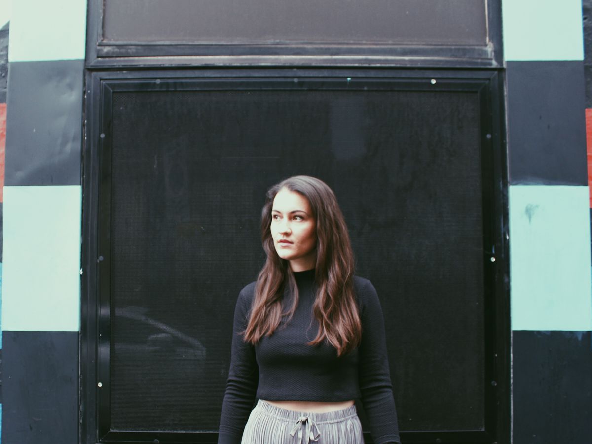 Unsigned Staffordshire Alex Jayne on her new single | Shropshire Star