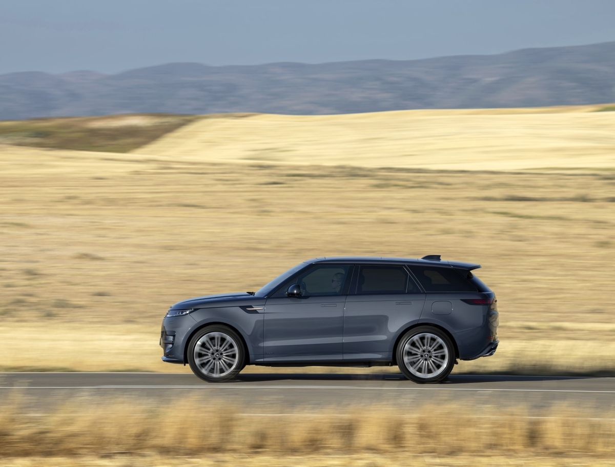 Profits and sales rise for luxury car maker JLR | Express & Star