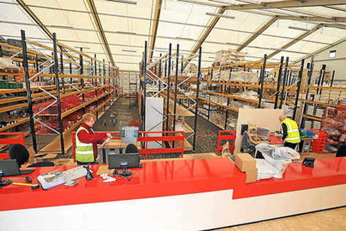 Boost for Carvers after big fire | Express & Star