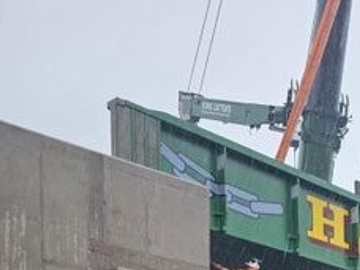 New bridge installed for Dudley Metro extension - and in a very ...