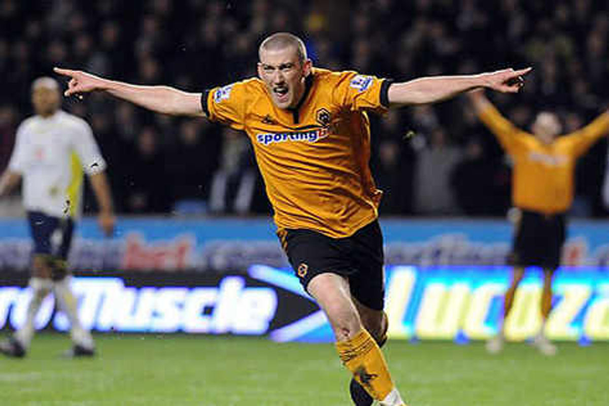 David Jones' Wolves talks on hold | Express & Star