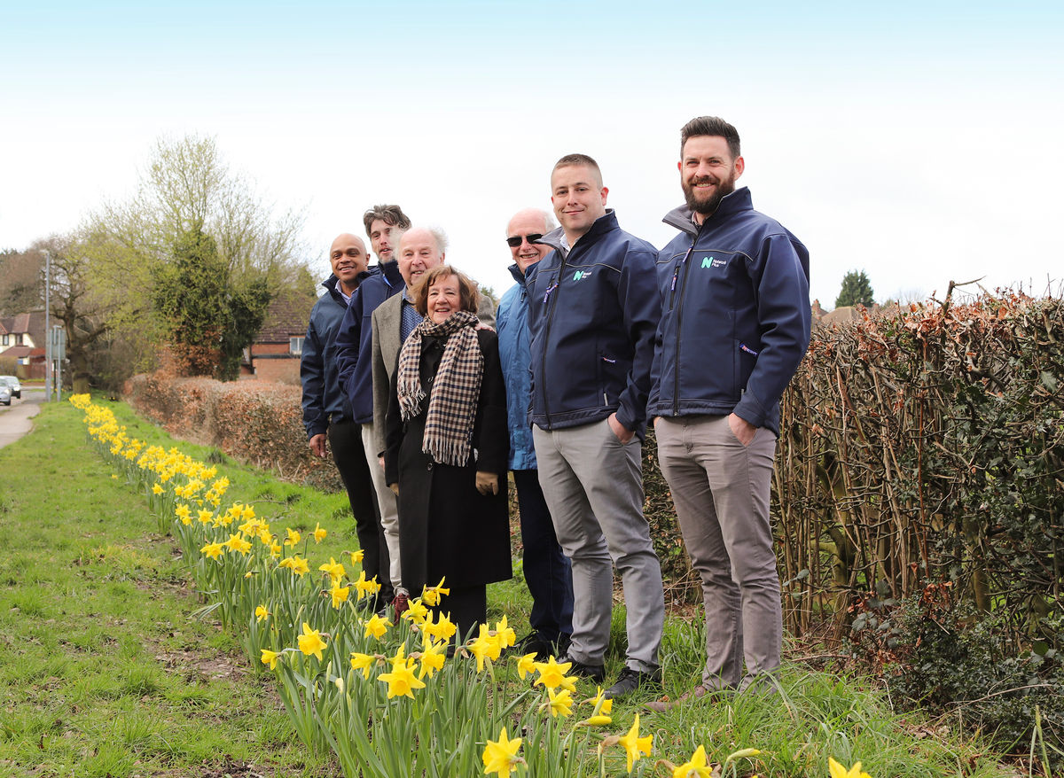 4,000 daffodils for historic Great Barr park after South Staffs Water ...