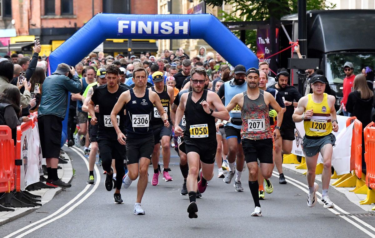 Runners delight in finishing the Wolverhampton Half Marathon and 10k ...