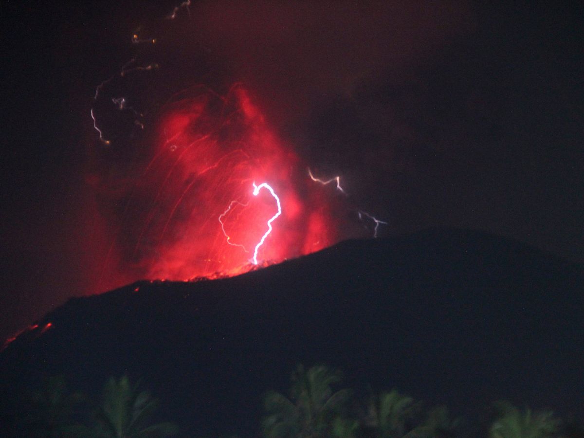 Indonesia’s Mount Ibu erupts three times, spewing lava and clouds of ...