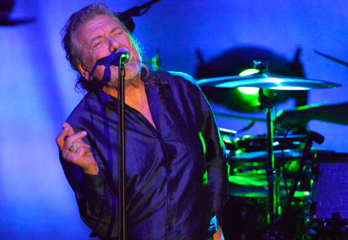 Crowd has a Whole Lotta Love for legend – Robert Plant at Wolverhampton ...