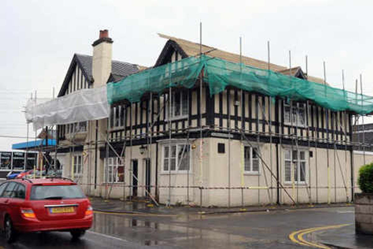 Well-known pub to become offices | Express & Star