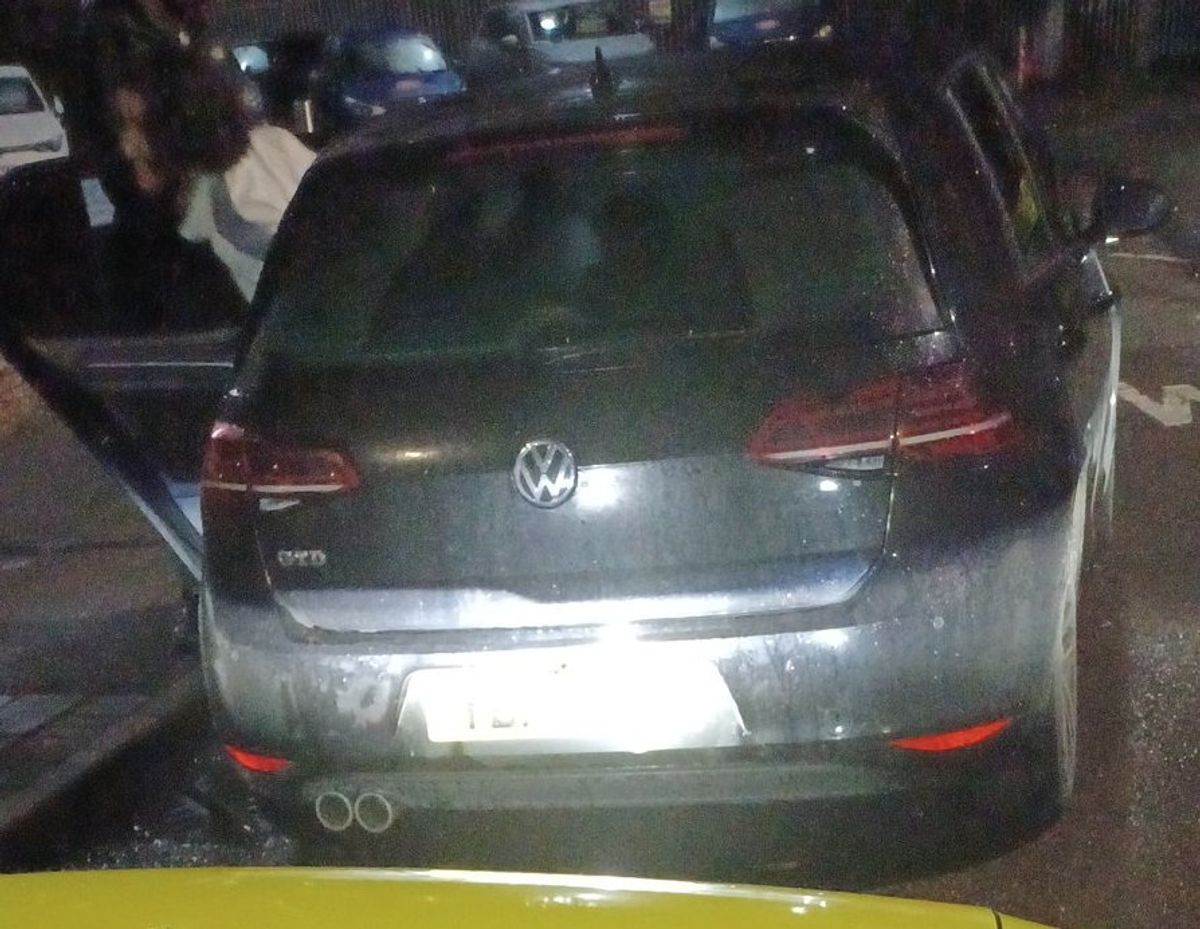 Walk home in the dark after no-insurance car seized by police | Express ...