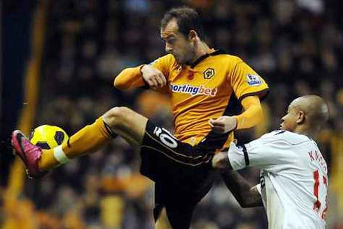 Steven Fletcher staying with Wolves | Shropshire Star