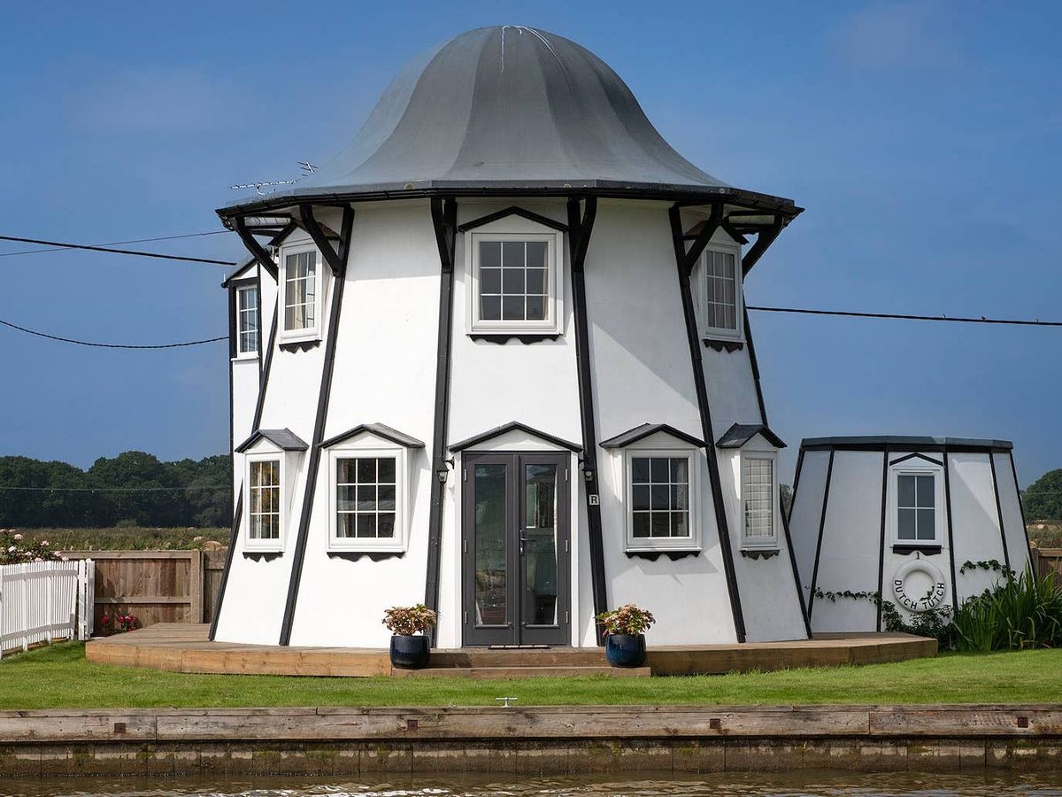 Chalet on Norfolk Broads made from old helter-skelter receives listed ...