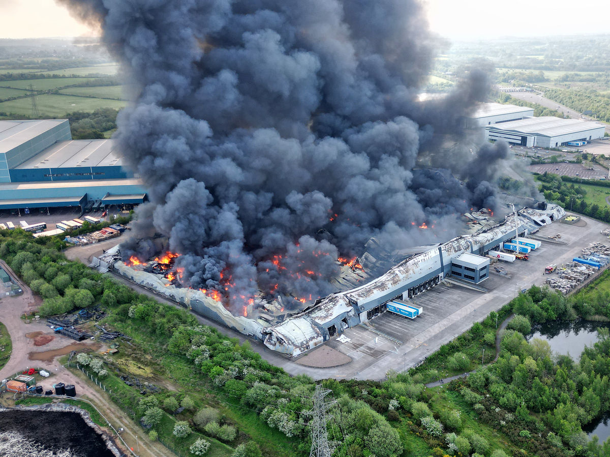 In pictures: Cannock warehouse blaze from flames and huge smoke column ...