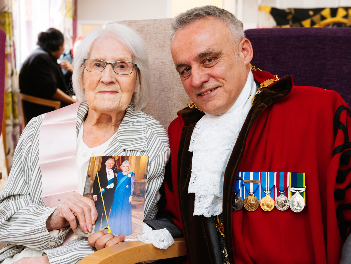 Birthday celebrations as Elsie reaches 100 | Shropshire Star