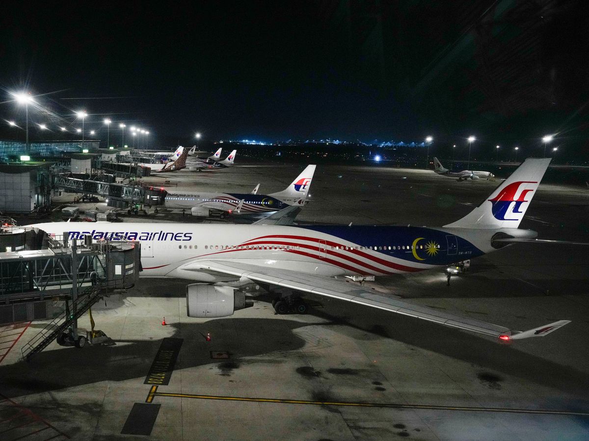 Malaysia Airlines flight to Bangkok makes U-turn due to ‘pressurisation ...