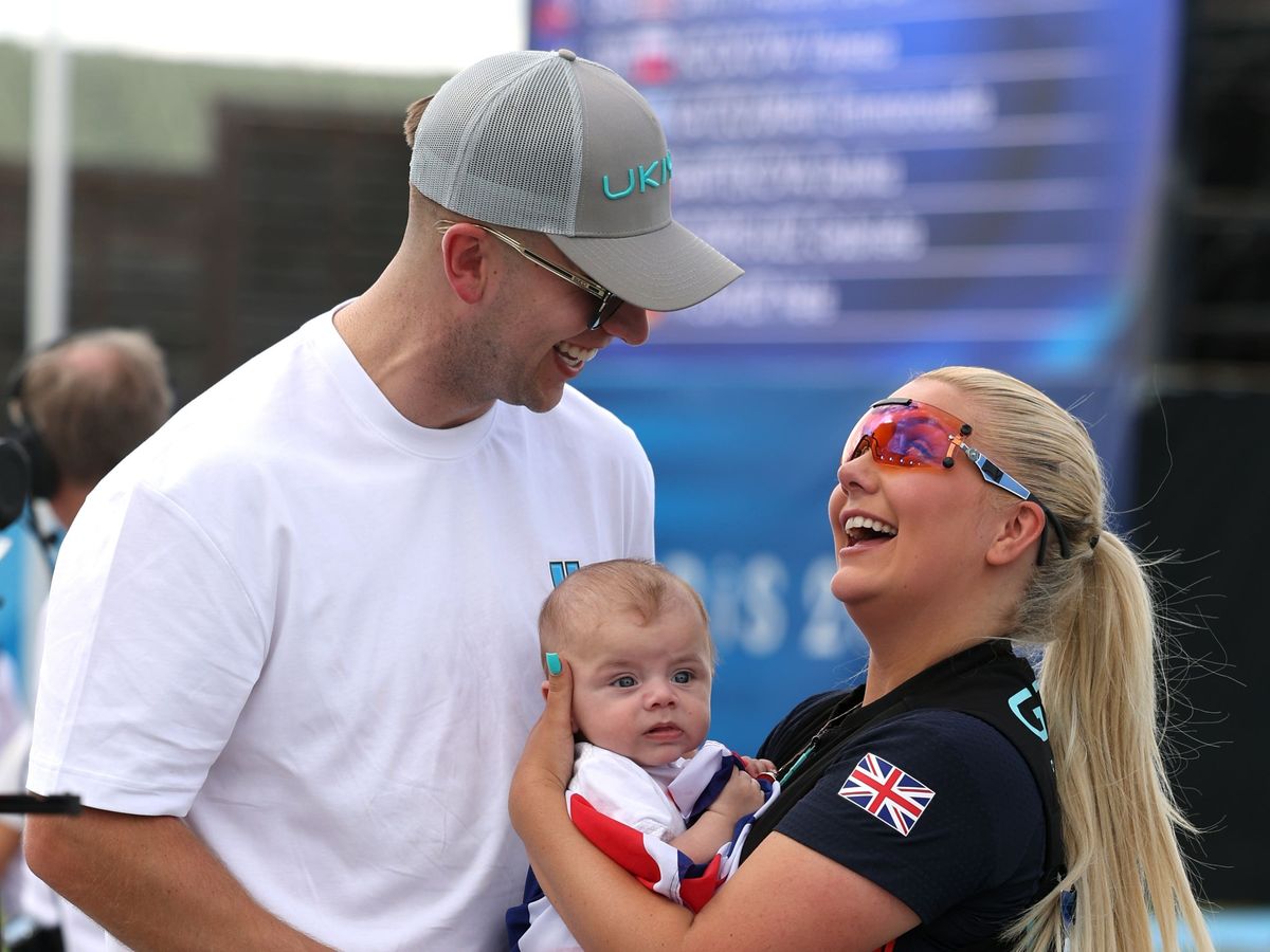 Amber Rutter wins Olympic skeet shooting silver three months after ...