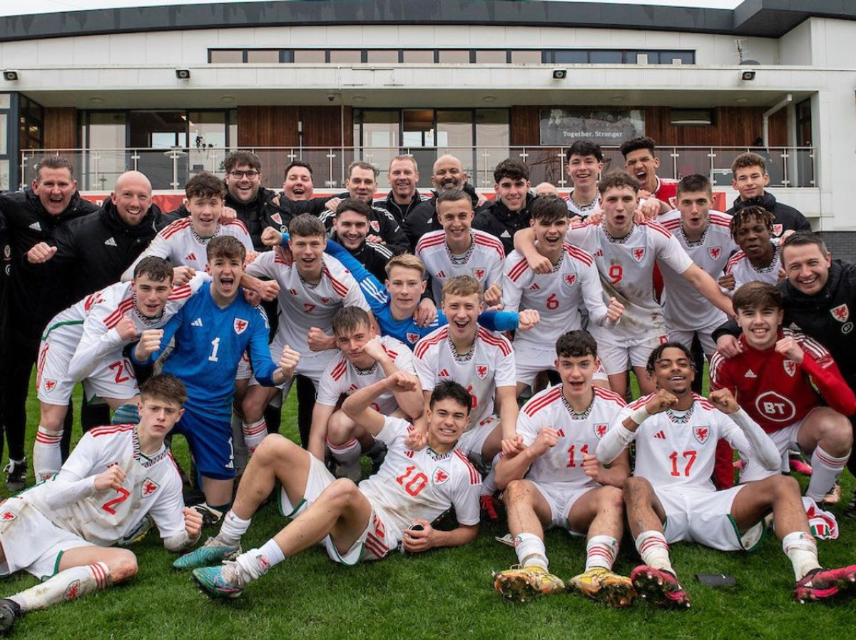 Wolves youngster Brayden Clarke making history with Wales | Express & Star