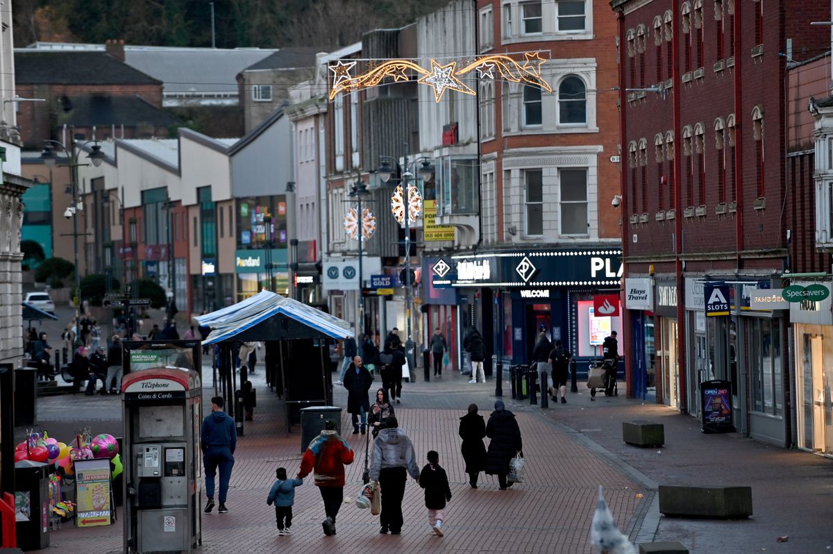 'I think it's a disgrace - Christmas is dead': Walsall shoppers react to 'sad' Christmas lights ...