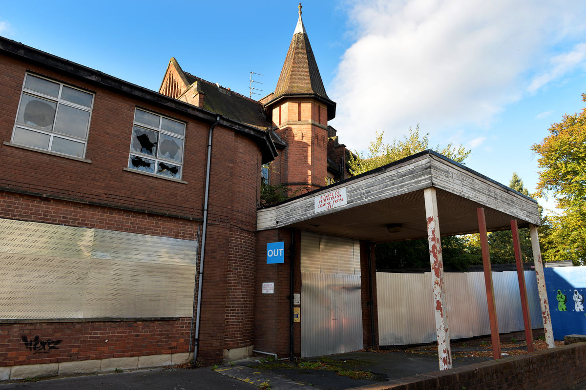 Wolverhampton Council offered £1 for city's crumbling eye infirmary ...