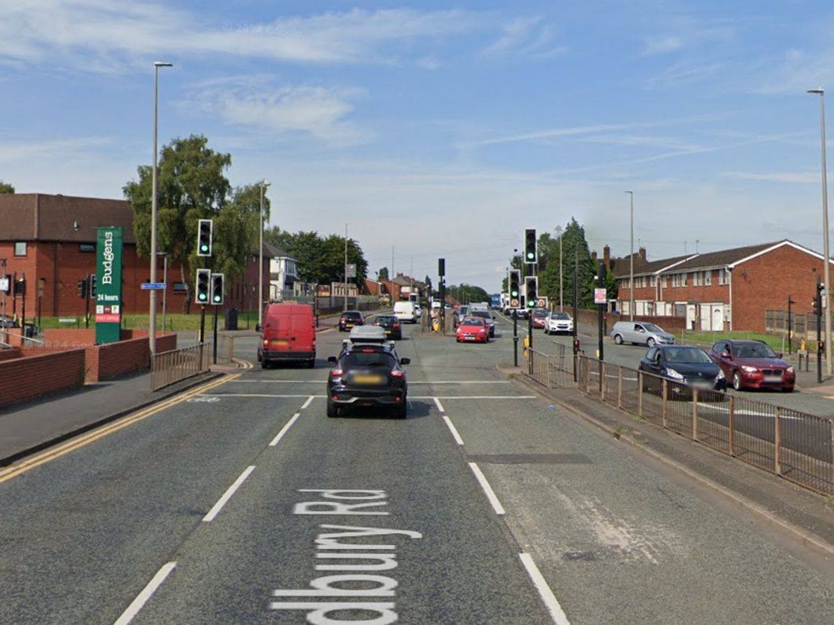 Buses diverted after crash in Rowley Regis partially blocks road | Express & Star