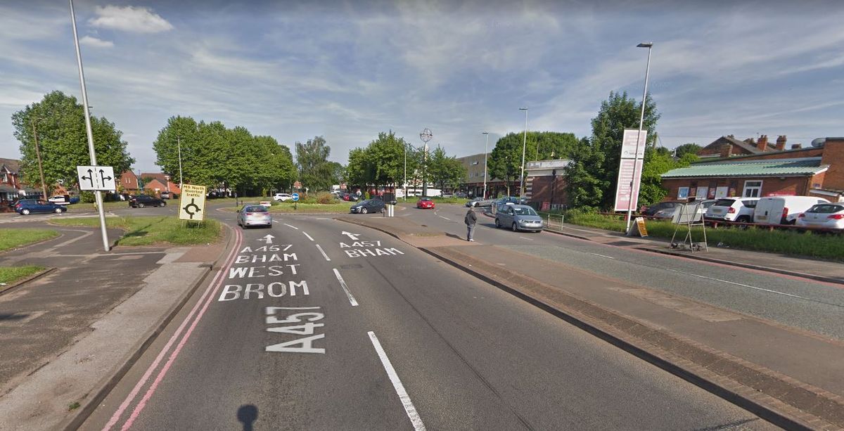Man shot in car in Smethwick gun attack | Express & Star