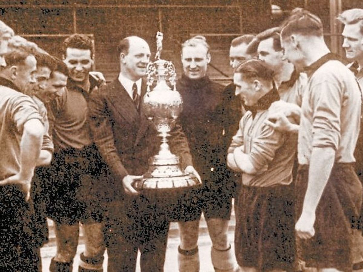 Wolves fans have chance to get name in new book celebrating famous ...