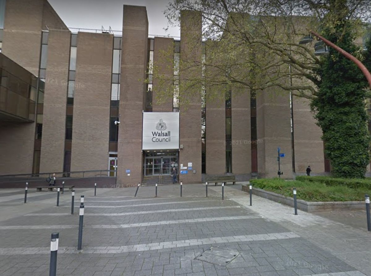 Empty Walsall Council offices ‘gathering dust’ as hundreds continue to ...