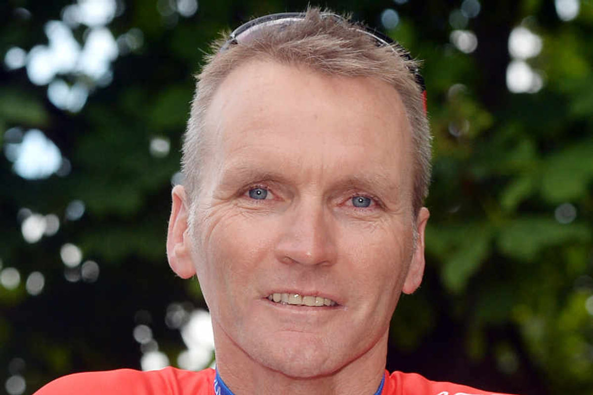 Former Wolves star Geoff Thomas hits £700k fundraising mark | Express ...