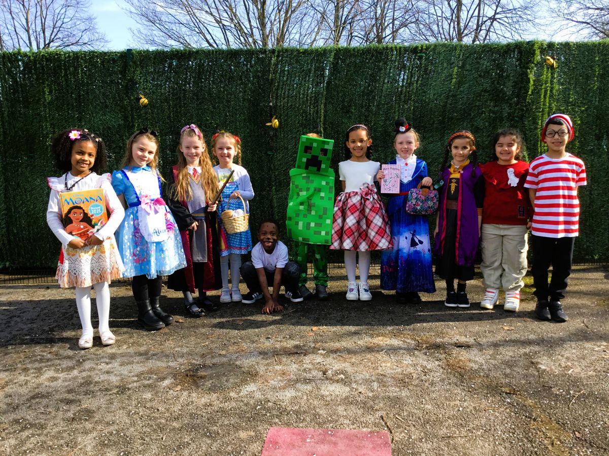 130 fantastic World Book Day 2025 pictures from schools across the West ...