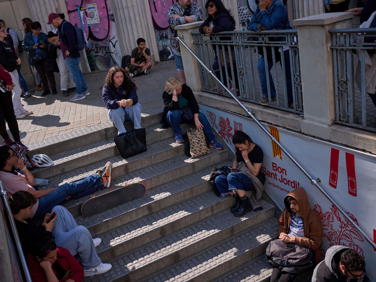 European power grid problem caused Iberian outage, says Spanish Prime ...