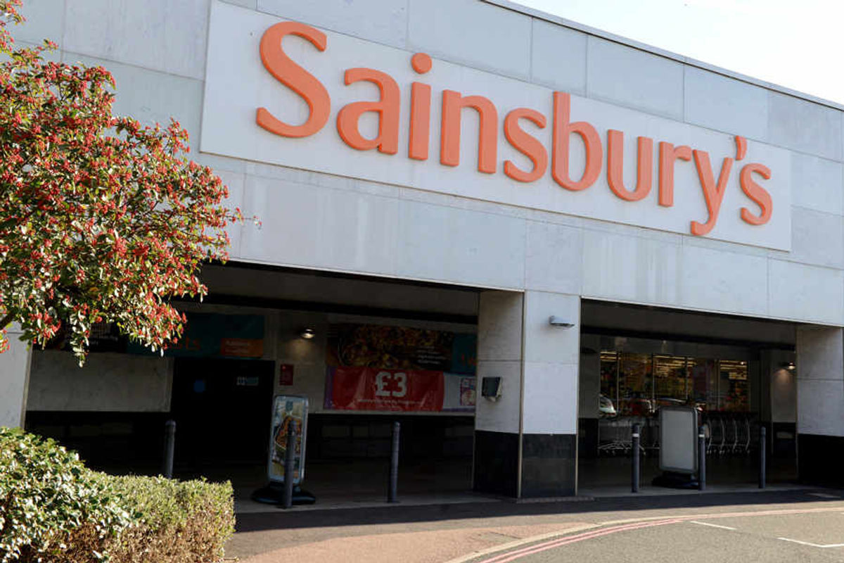 Sainsbury's closing its Merry Hill supermarket for the final time today ...