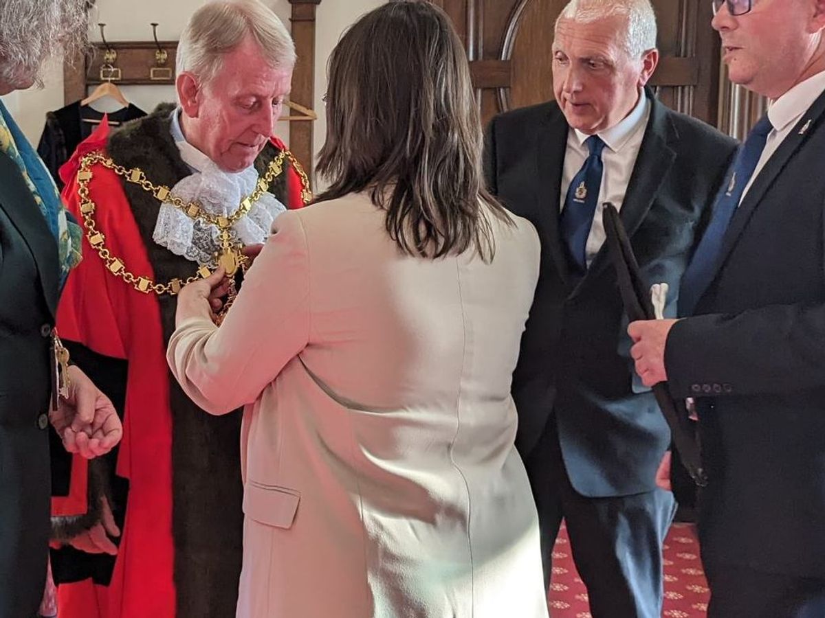 New mayor unveils charities for the year | Express & Star